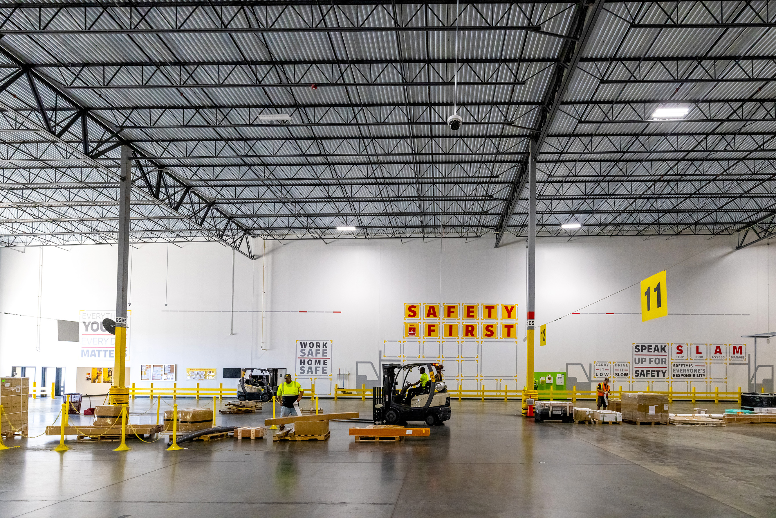 DHL Express CVG Experience Center – Cincinnati Design Awards